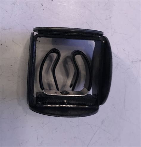 Купить Разное Cbs Broadcaster Mic Flag 4 Sided Mic Flag Nice Looking в