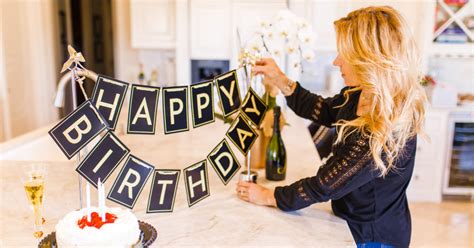 Easy Convenient Celebration Decor Birthday Butler