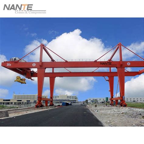 Cranes For Harsh Environments Overcoming Dust Heat Cold And