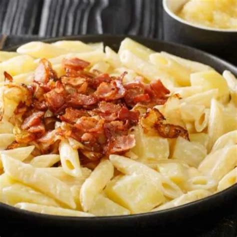 Älplermagronen Recipe Swiss Mac And Cheese Travel Food Atlas