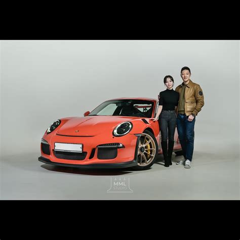 Mml스튜디오 프리미엄 카프로필 촬영 전문📸 우람 듬직~한 X6와 함께한 Sw님의 가족사진입니다📸 결혼6주년을 기념해서 스튜디오에서 처음 기록하는 가족사진👩‍👩