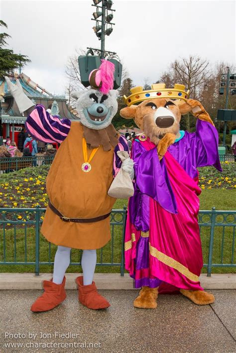 Sheriff Of Nottingham Robin Hood Disney Shanghai Tokyo Disneyland