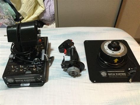 Thrustmaster Hotas F 16 Flight Stick And Warthog Throttle Hobbies And Toys