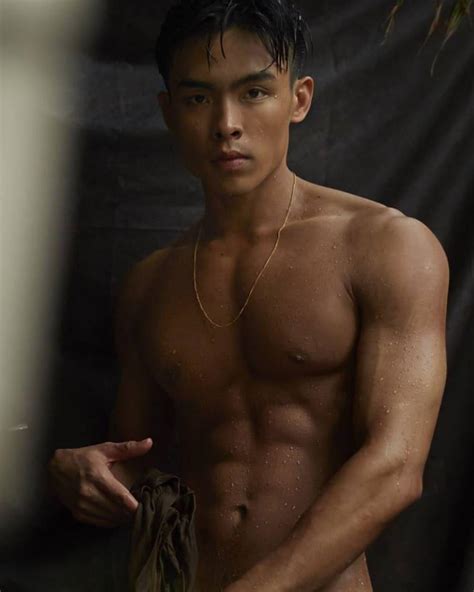 AsianGuysSFW
