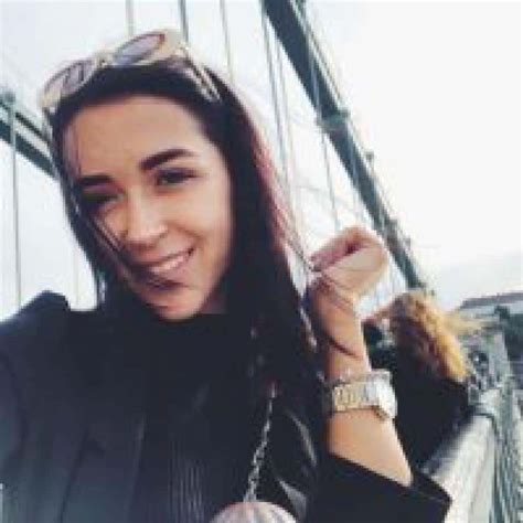 Melbourne Classifieds Free Personal Ads Find Local Singles At