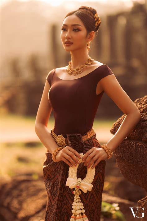 រូបភាពថ្មី ពេជ្រ វត្តីសារ៉ាវឌ្ឍី បង្ហាញភាពស្រស់ស្អាត ហ្វេនៗសរសើរ គ្រប់គ្នា Khmerload