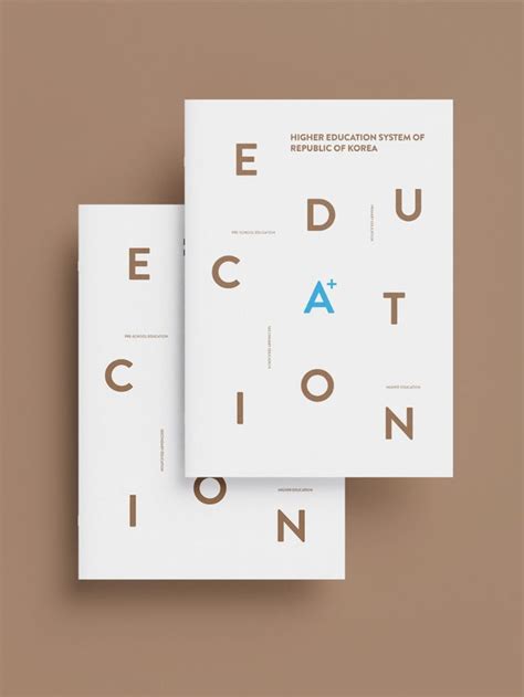 Higher Education 팸플릿 표지 책 디자인