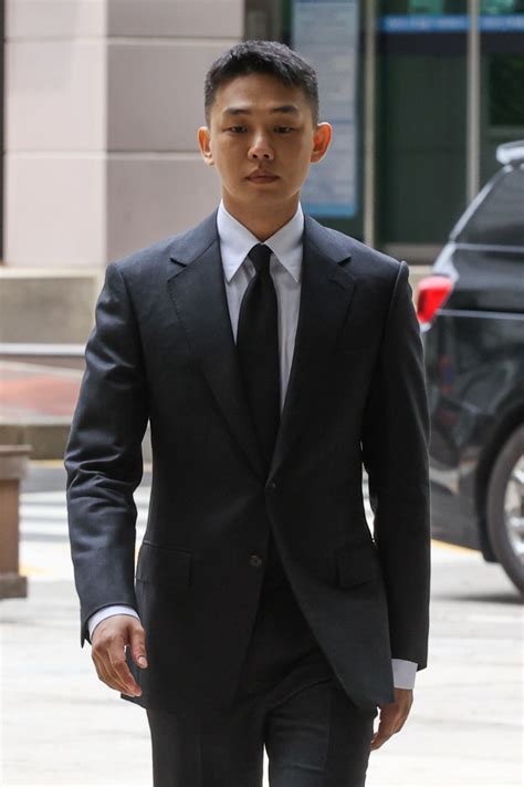 Yoo Ah In Investigated For Same Sex Assault Allegations Denies Charge