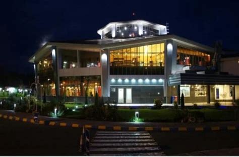 مکان های دیدنی رشت در شب کدامند؟