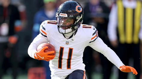 Browns Sign Deandre Carter To Boost Return Unit