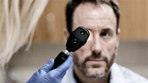 Retinal Tear Causes Diagnosis And Treatment