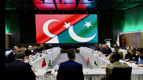 Türkiye Suudi Arabistan Pakistan Savunma Zirvesi İstanbulda Yapıldı