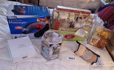 Massaging Neck Pillow Various T Sets Mark Van Hook Auctioneer