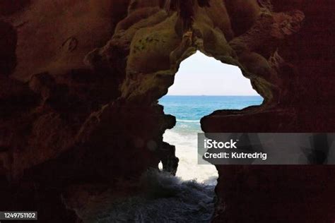 Foto De Vista Das Cavernas De Hércules Em Cabo Spartel Marrocos É Um