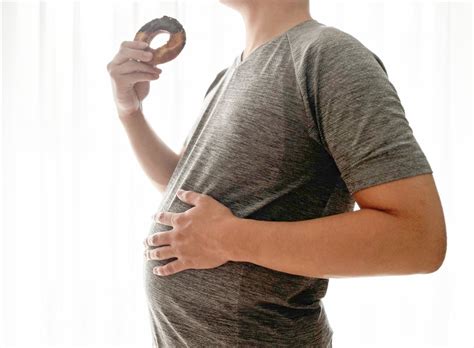 「鏡で見た体形に焦り…」ダイエットのための“お金” 月々いくらまで？ 1000人の“リアルな声” オトナンサー