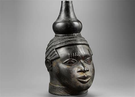 The Art Dealer The £10m Benin Bronze And The Holocaust Topnews