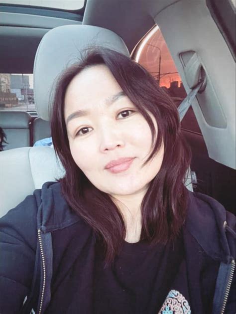 Монгол аялал 😱БАЙГУУЛЛАГЫНХАА ШИНЭ ЖИЛИЙГ РЕСТОРАНД БИШ АЯЛАЛД🌄🕊️🎄 💡Та хамт олноороо шинэ