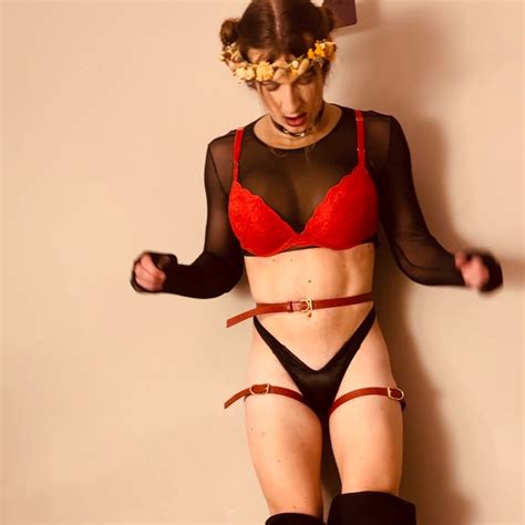 madi goldencd s profile page 3 porn vids pics and more manyvids