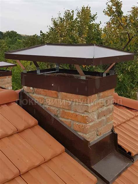 Монтаж на шапка за комин от ламарина Покриви и улуци ЕООД Плевен Ловеч Троян Луковит