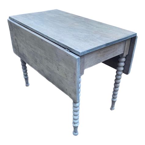 19th C American Farmhouse Drop Leaf Table With Turned Bobbin Legs