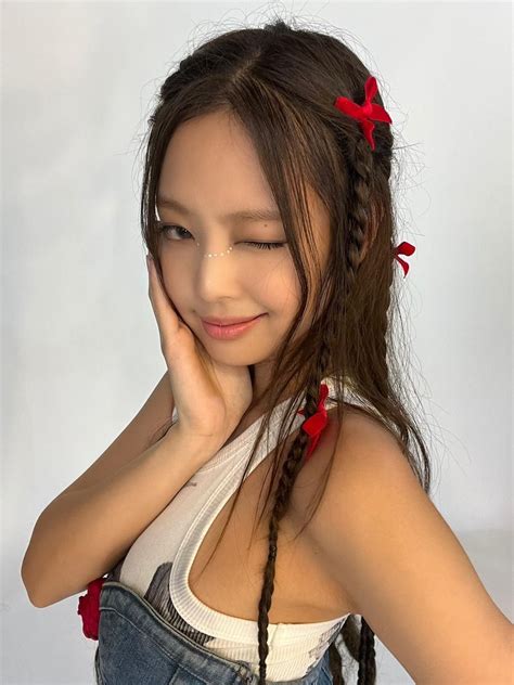 블랙핑크 제니 위버스 연예이슈 수다방 네모판