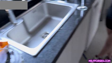 Unfaithful You Run Into Mewslut While Running Through The Park Ask Her Out Pov Mewslut