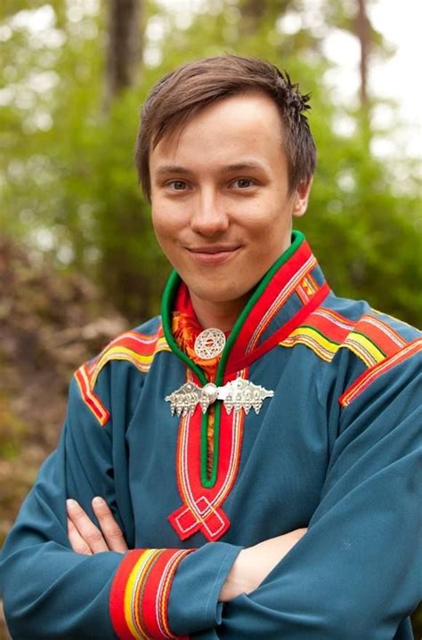 ボード「indigenous Ethnicities Of Europe」のピン