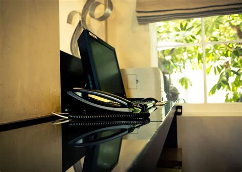 Hotel Current Long Beach • 24 Hour Business Centre
