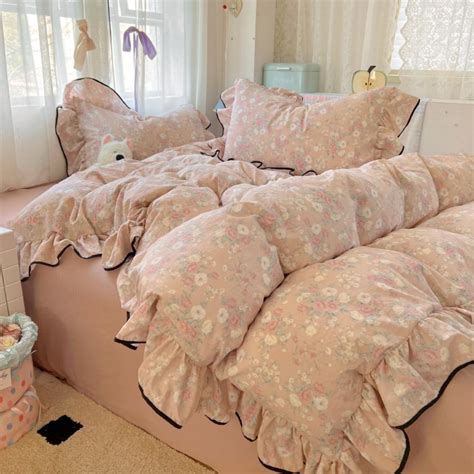 Floral Ruffle Duvet Cover Set Queen Size Pink Flowers Black Edge Bedding Duvet Cover With Zipper