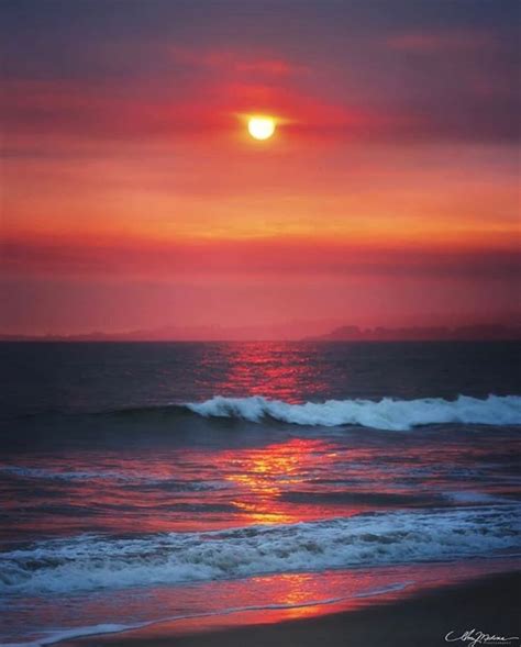 Beautiful Sunset Over The Ocean Beautiful Twilight Images Evening