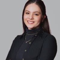 Lívia Viccari Machado Estagiária De Direito Linkedin