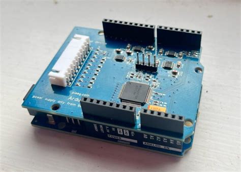 Le Bouclier Ardeeg Fonctionne Avec Arduino Uno R4 Wifi Pour La Mesure Des Biosignaux