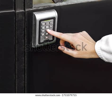 216 Keypad Lock Iron Door Images Stock Photos Vectors Shutterstock