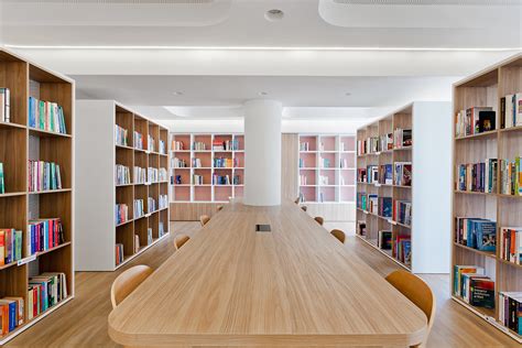 ΜΗΤΡΟΠΟΛΙΤΙΚΟ ΚΟΛΛΕΓΙΟ στην Πάτρα Ipma Constructions Architecture Archisearch