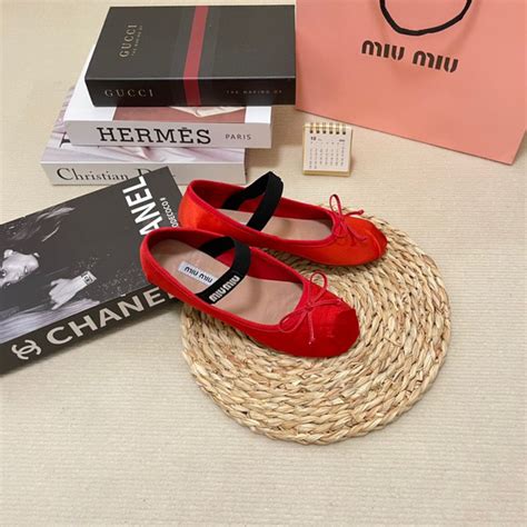 Балетки Женский Девочки Miu Miu размер 40 Италия купить C доставкой на Ozon по низкой цене