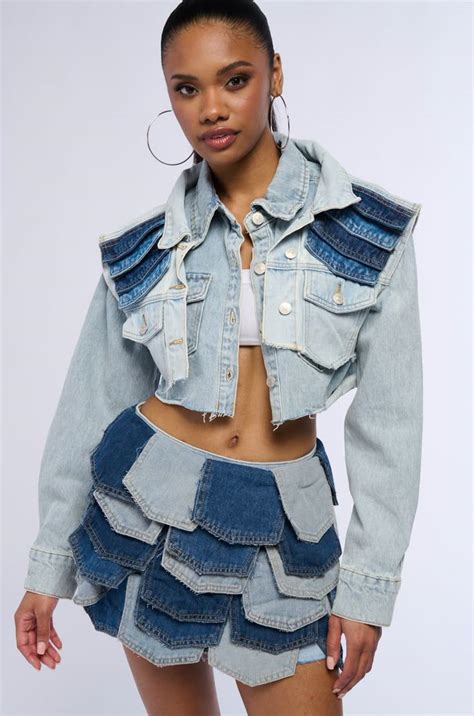 Everyone Loves Pockets Denim Crop Jacket Denim Inspiration Denim
