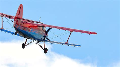 무료 이미지 하늘 구름 바퀴 차량 단일체 항공 우주 제조업체 타이어 선 비행기 여행 곡예 비행 플랩 추진자 프로펠러 구동 항공기 경비행기 초경량