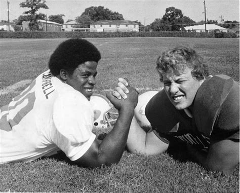 Run Hit Repeat Earl Campbells Path To Football Greatness