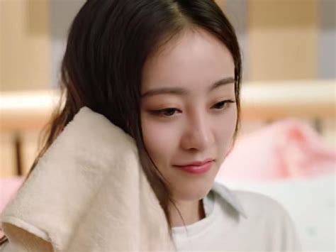 Workplace Drama Women Disguise As Men The Plot Is Perfunctory