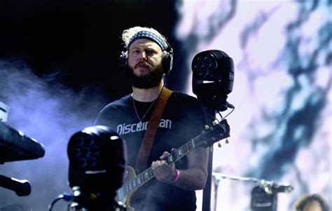 Watch Bon Iver Give PDLIF Its Live Debut