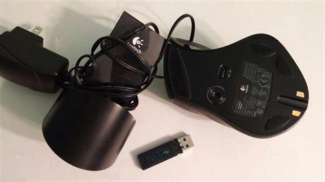 Logitech Mx Revolution Laser Mouse M Rbq124 With Usb Receiver
