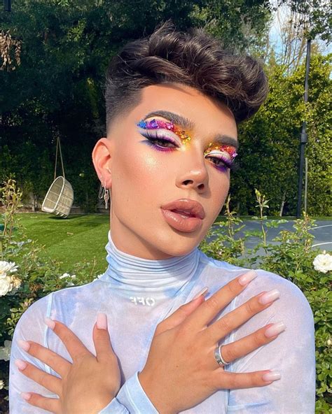 Vlogger James Charles Onder Vuur Na Comeback Op Youtube “als Je Deze Persoon Nog Steunt Moet