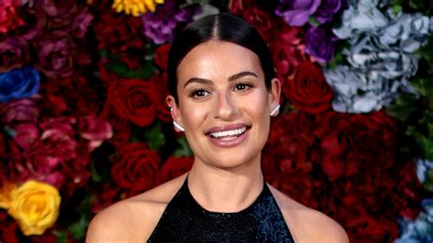 Lea Michele Is Trolling On Tiktok Jokes About Being Illiterate Teen