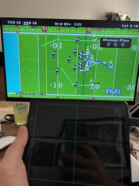 Hooked Up My Phone To An External Monitor First Thing I Did Was See If RB Worked R RetroBowl