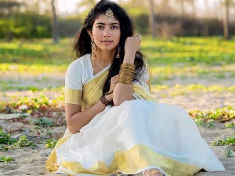 12 Cr Package For Sai Pallavi సాయి ప‌ల్ల‌వికి 12 కోట్ల ప్యాకేజీ