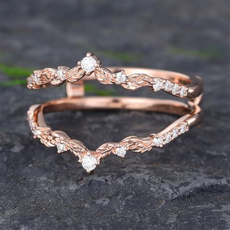 Double Wedding Bands Explore Symbolism And Meaning Pattiring