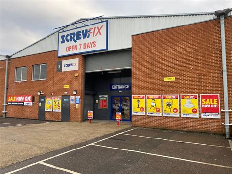 Screwfix Camberley Reviews Photos And Phone Number Updated July 2026
