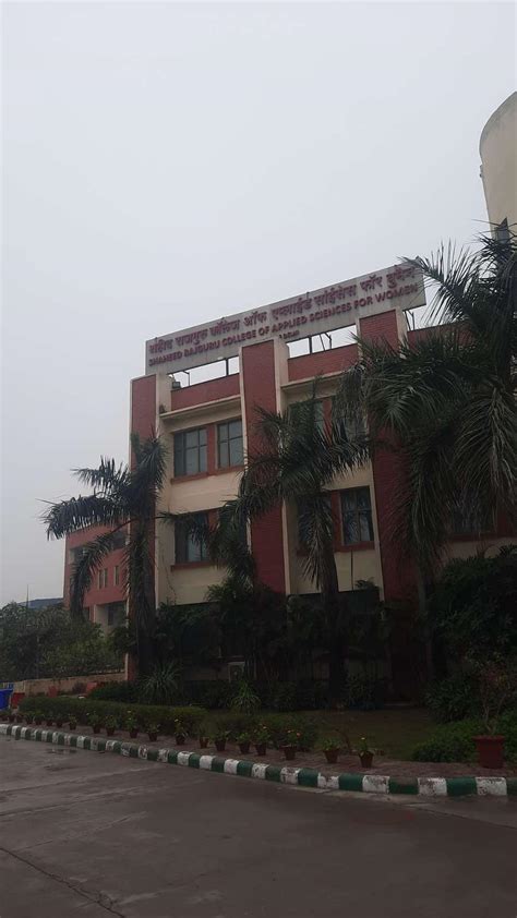 delhi university b sc {hons } food technology fees 2025 course