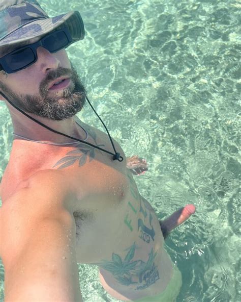 Model Of The Day Luke Rex Daily Squirt