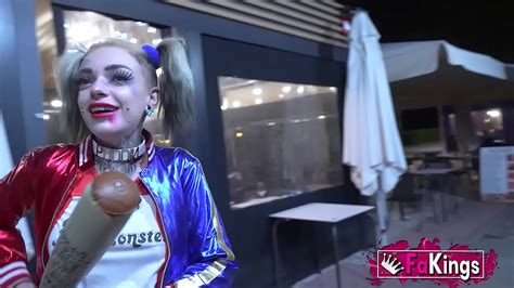 Harley Quinn Cosplaying Babe Wants To Fuck Her Own Joker Xnxx Com